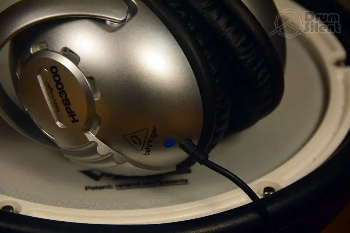 Review: Behringer HPS3000 Studio Headphones