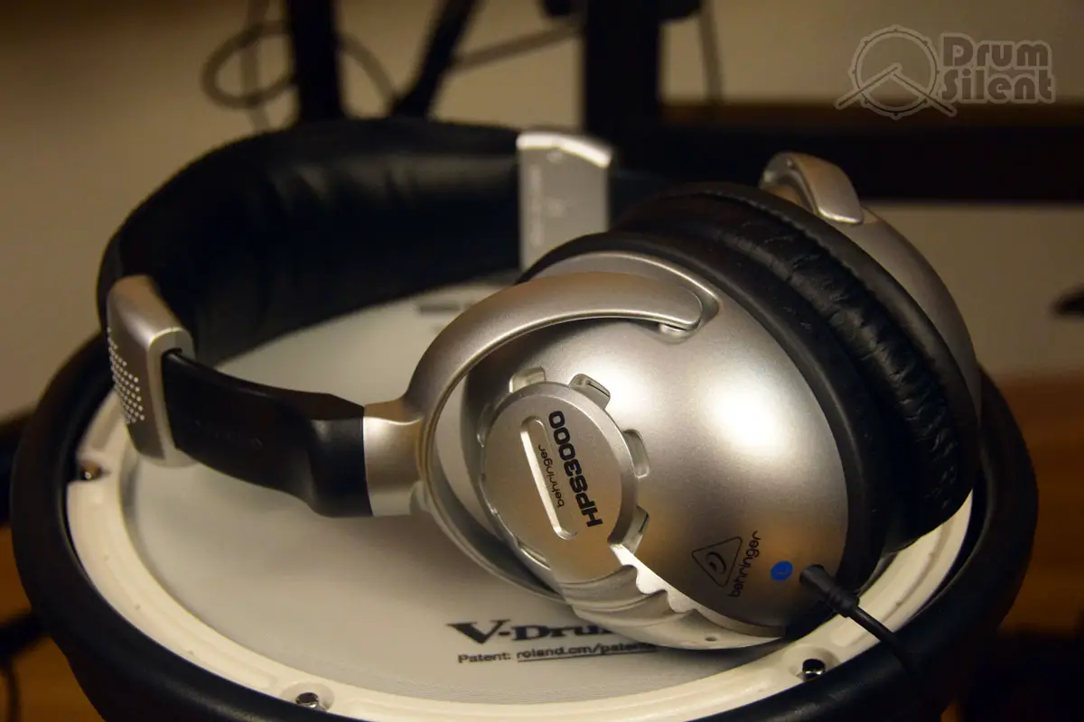 Review: Behringer HPS3000 Studio Headphones
