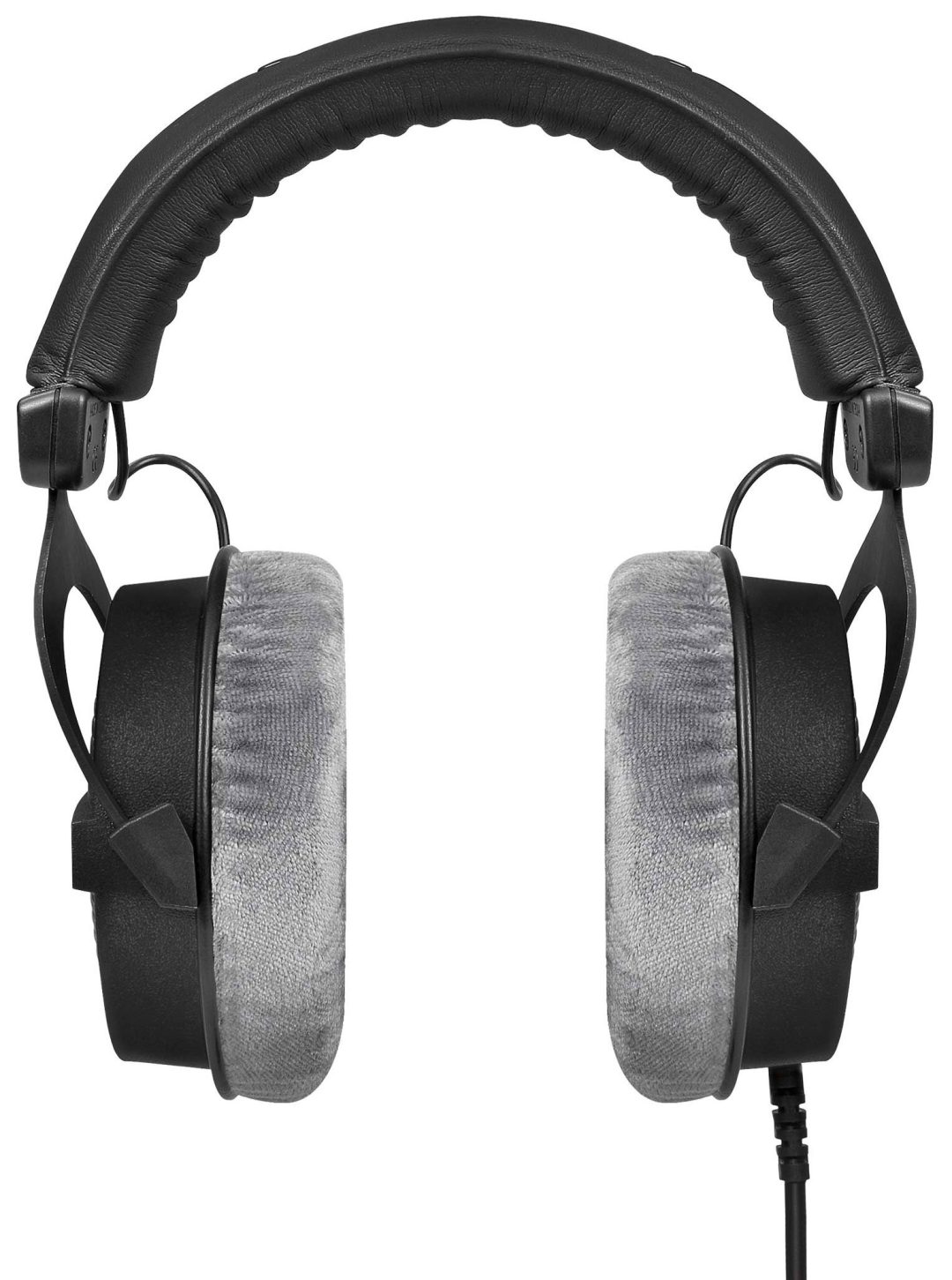 Review: beyerdynamic DT 990 Pro Studio Headphones